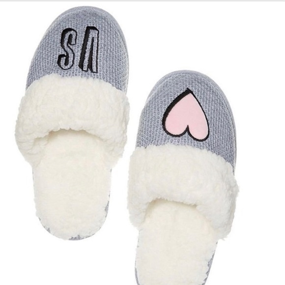 Victoria's Secret | Shoes | Victorias Secret Pink Heart Graphic Logo ...